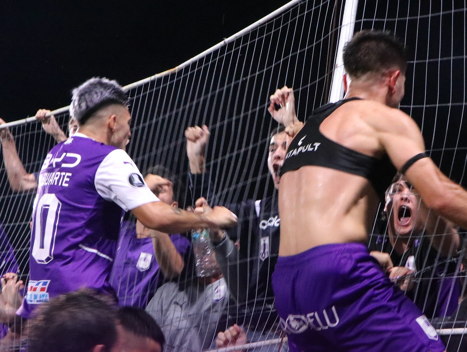 Defensor gana el clásico en la hora y se mete en semis de la Copa ...