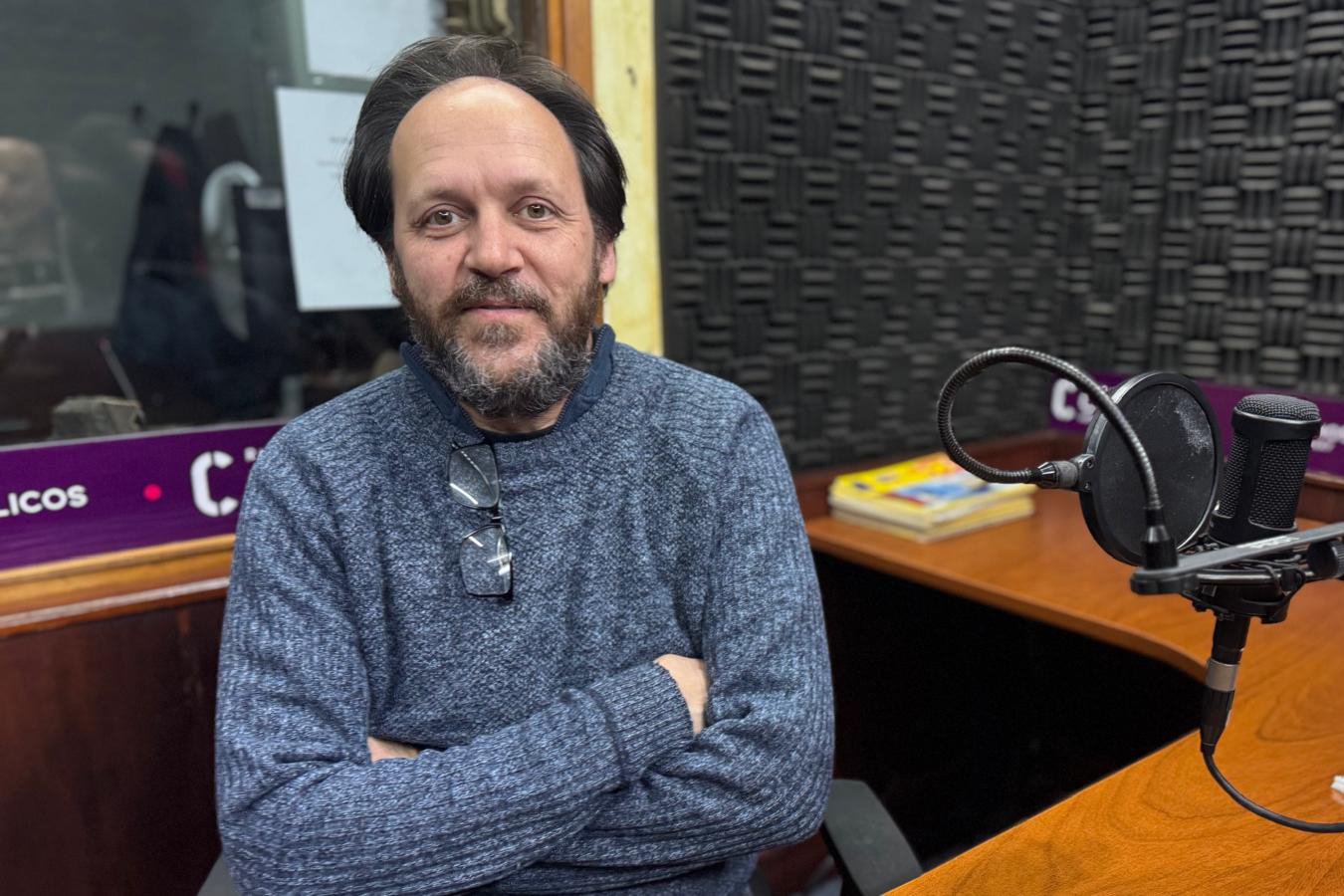 Ariel Wolf presenta «La mitad de mi familia» » Portal Medios Públicos