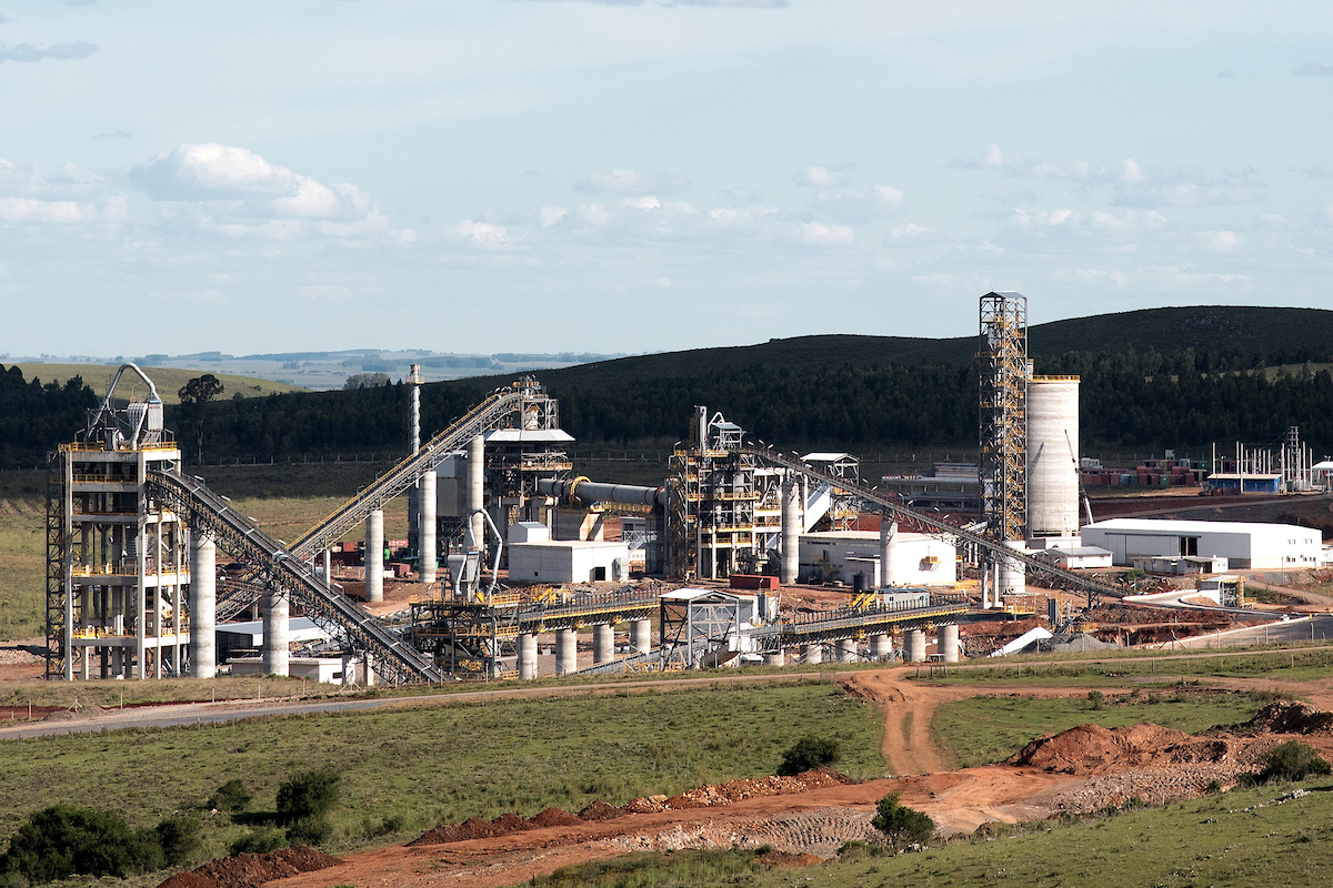 Stipanicic: En cementos se abatieron todos los costos controlables ...