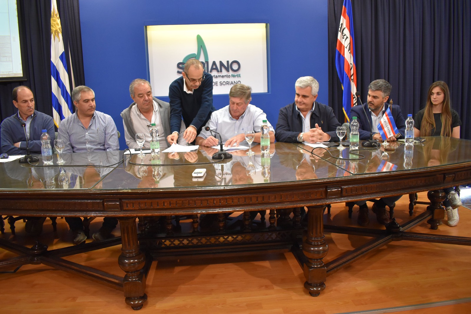 Soriano: se firmó contrato para la construcción del Centro Deportivo ...